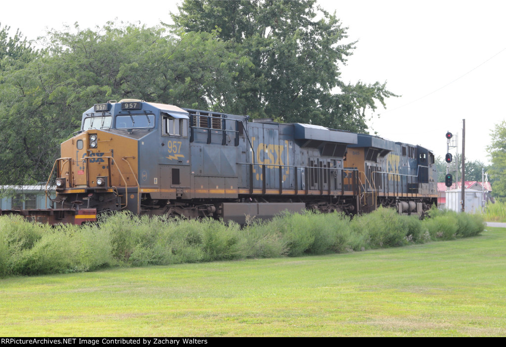 CSX 957